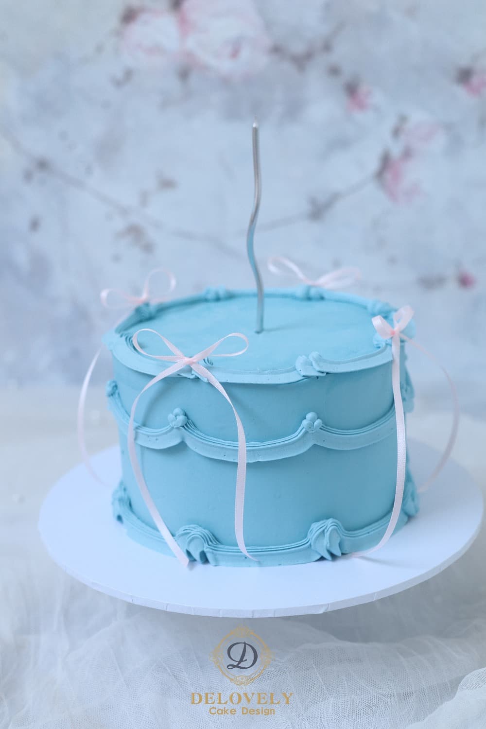 Light Blue Cake Design